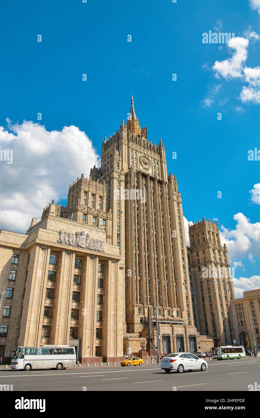 Large official building hi-res stock photography and images - Alamy