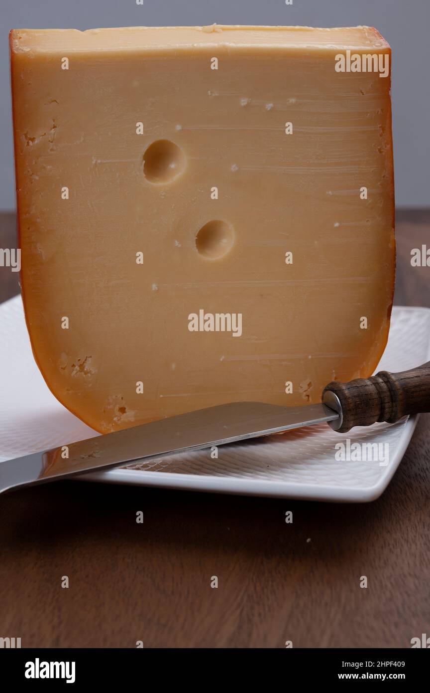 Beemster cow hi-res stock photography and images - Alamy