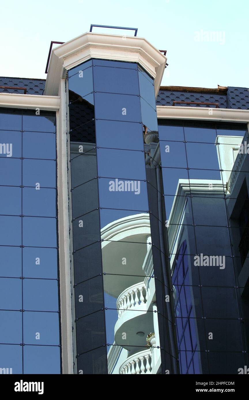 Windows and reflection Stock Photo - Alamy