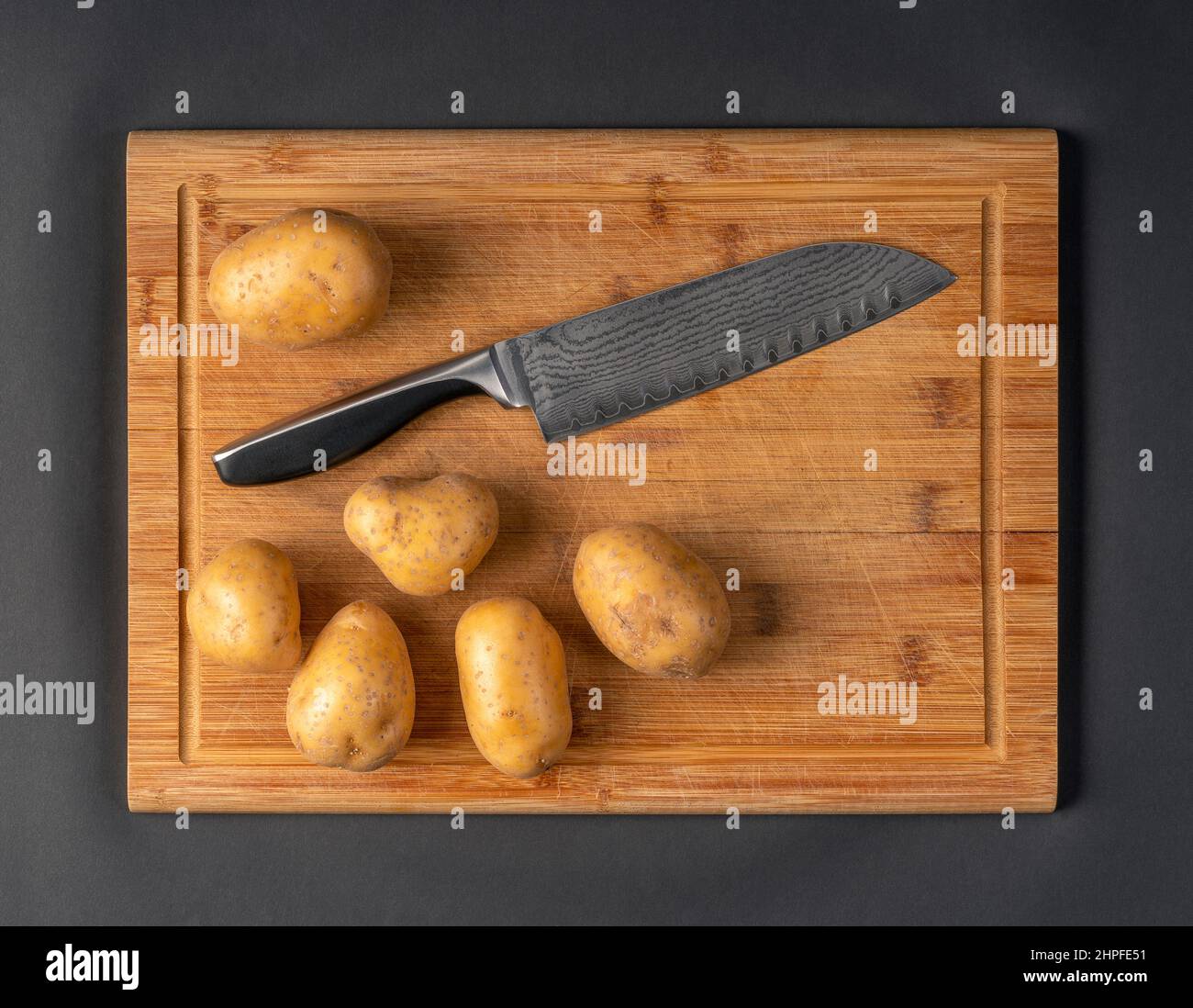 Damascus steel pattern hi-res stock photography and images - Alamy