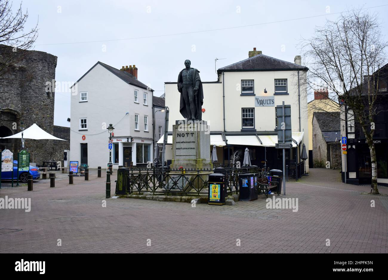 Statue of Sir William Nott, Nott square, Carmarthen, Wales Stock Photo ...