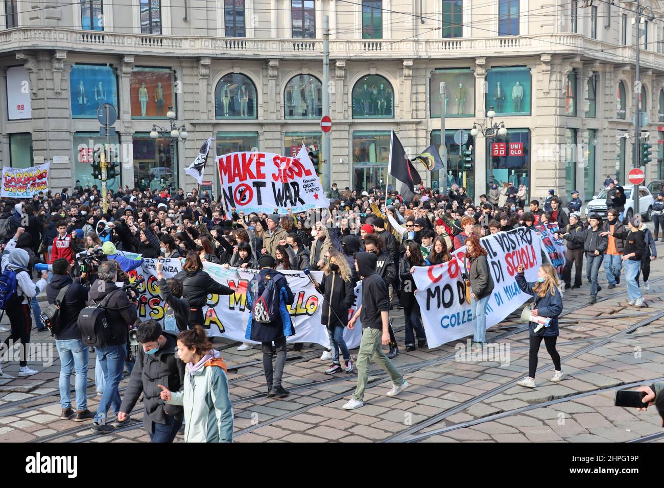 Students protest in Milano Stock Photo - Alamy