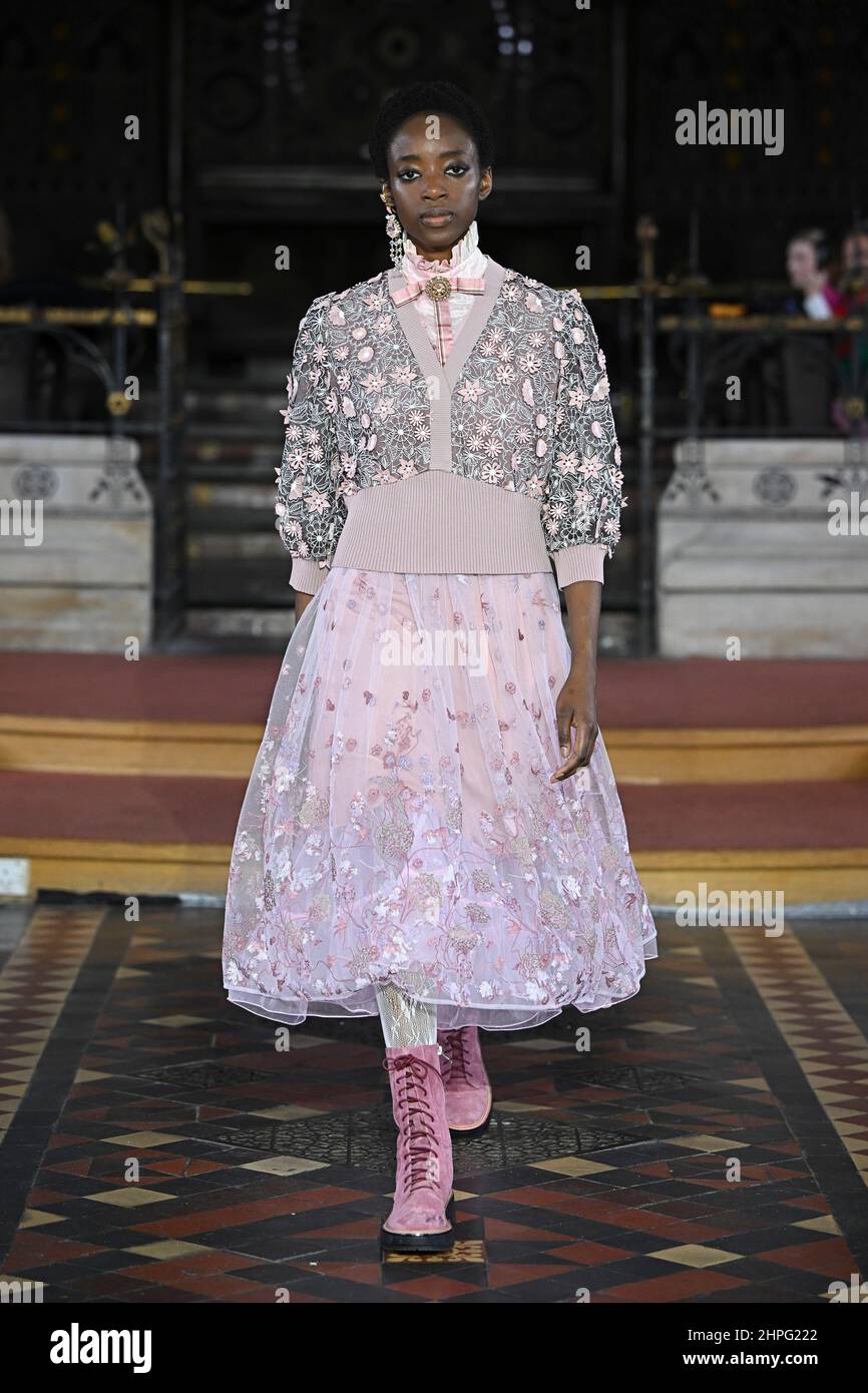 A model walks on the runway at the Bora Aksu fashion show during Fall Winter 2022 Collections ...