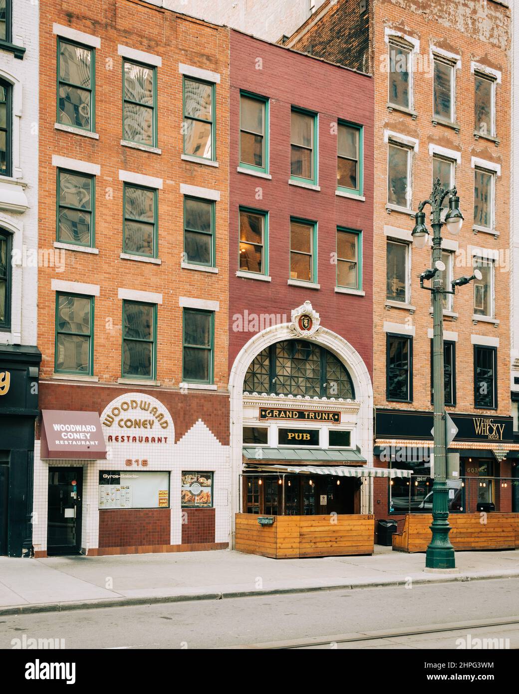 Vintage signs on Woodward Avenue in Detroit, Michigan Stock Photo - Alamy
