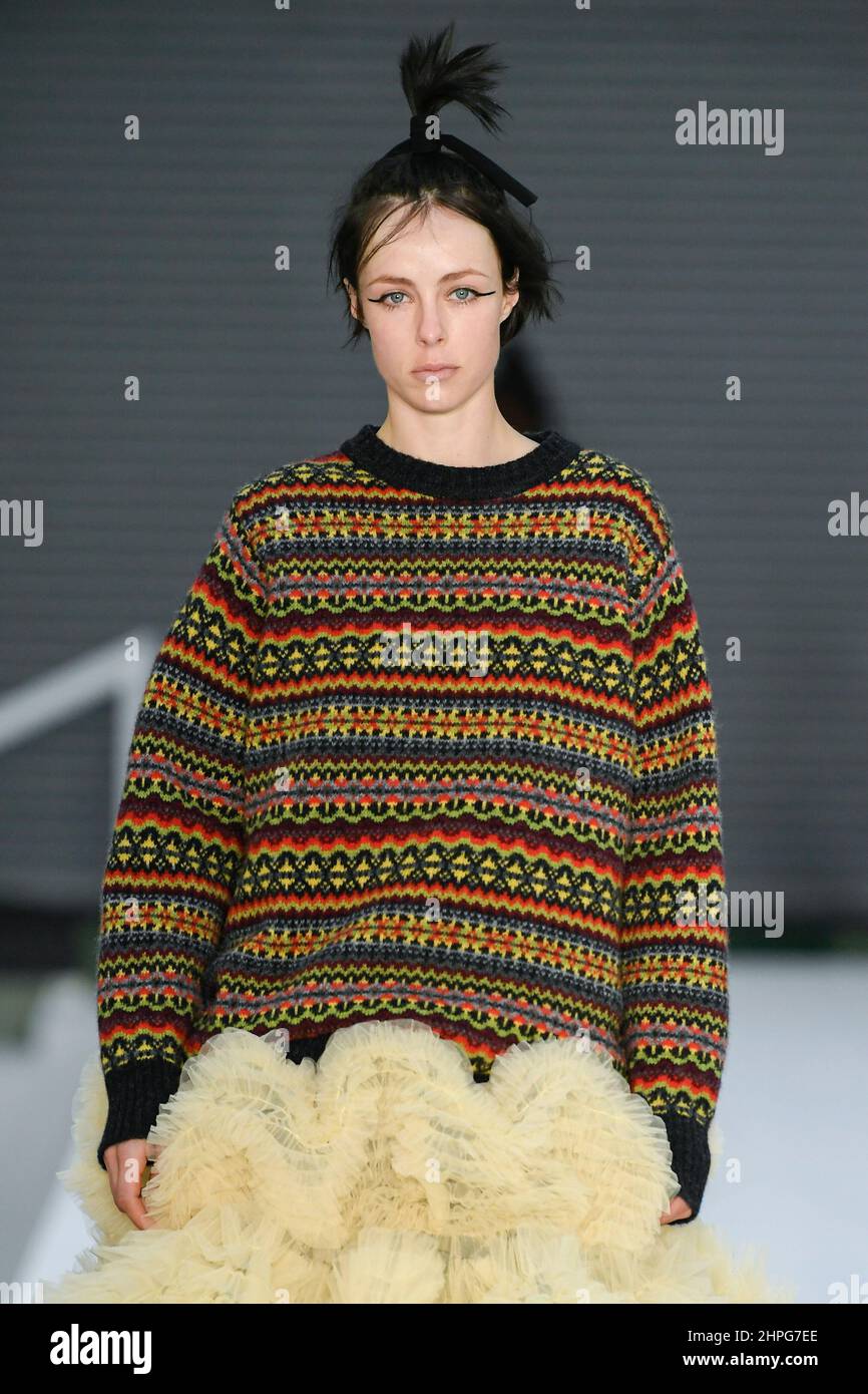 Edie campbell model hi-res stock photography and images - Alamy