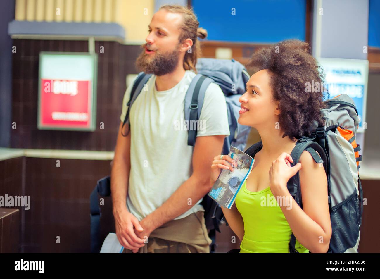 Man holding plane tickets hi-res stock photography and images - Alamy