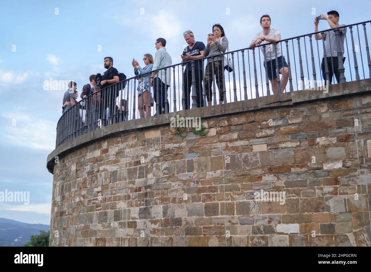 Tourist poses for pictures hi-res stock photography and images - Alamy
