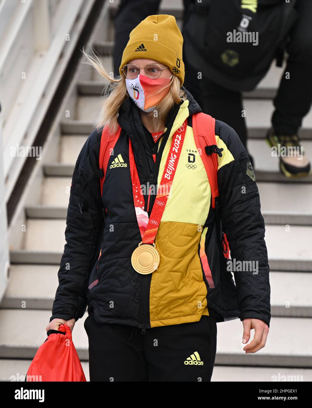 21 February 2022, Hessen, Frankfurt/Main: Cross-country skier Victoria ...