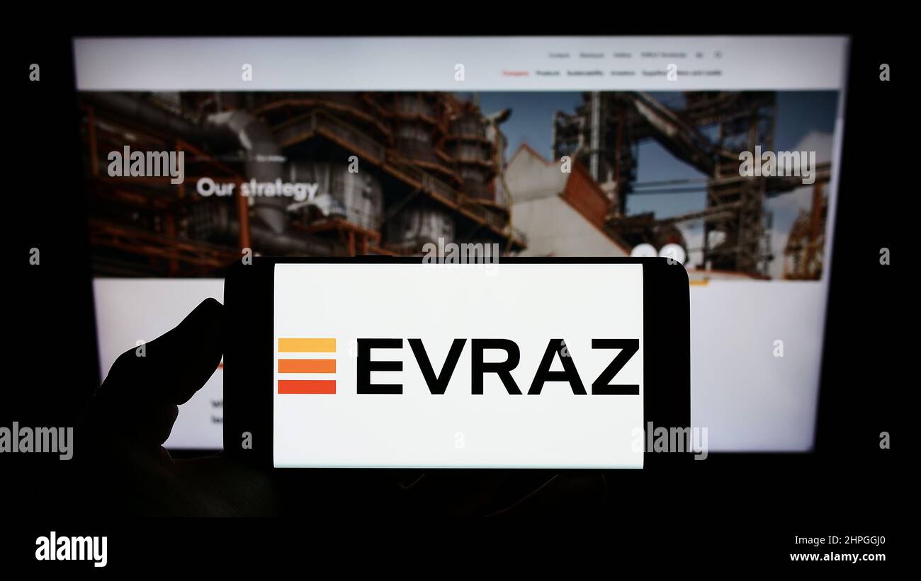 Evraz logo hi-res stock photography and images - Alamy