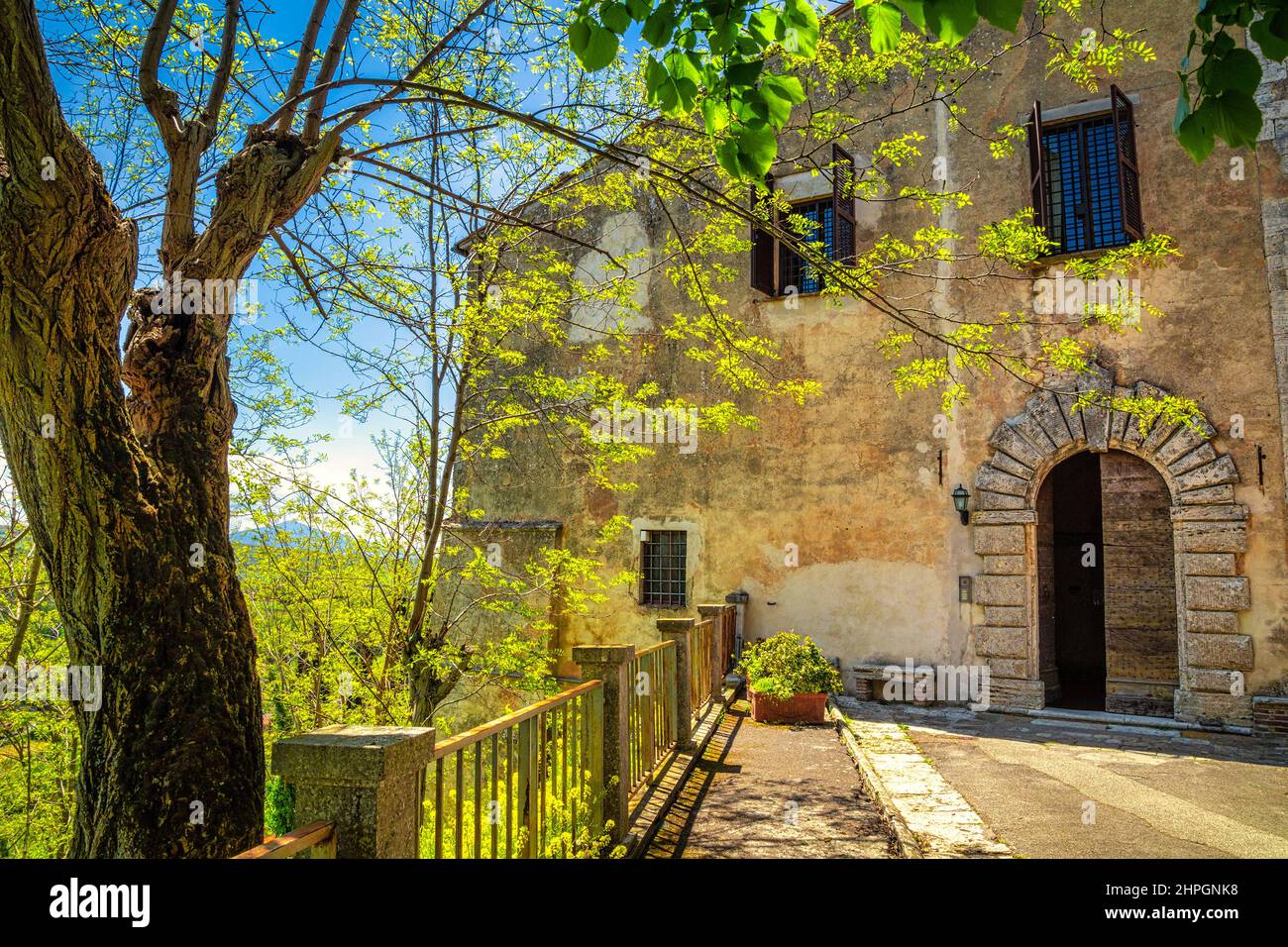 Tuscan architecture of the renaissance hi-res stock photography and ...