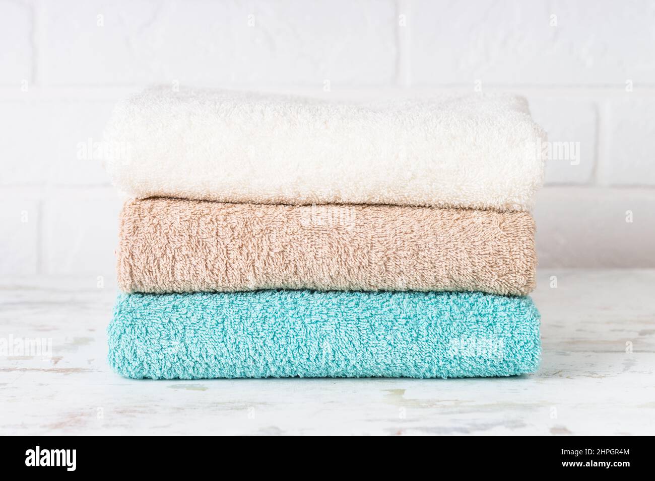 Stack of bath towels hi-res stock photography and images - Alamy