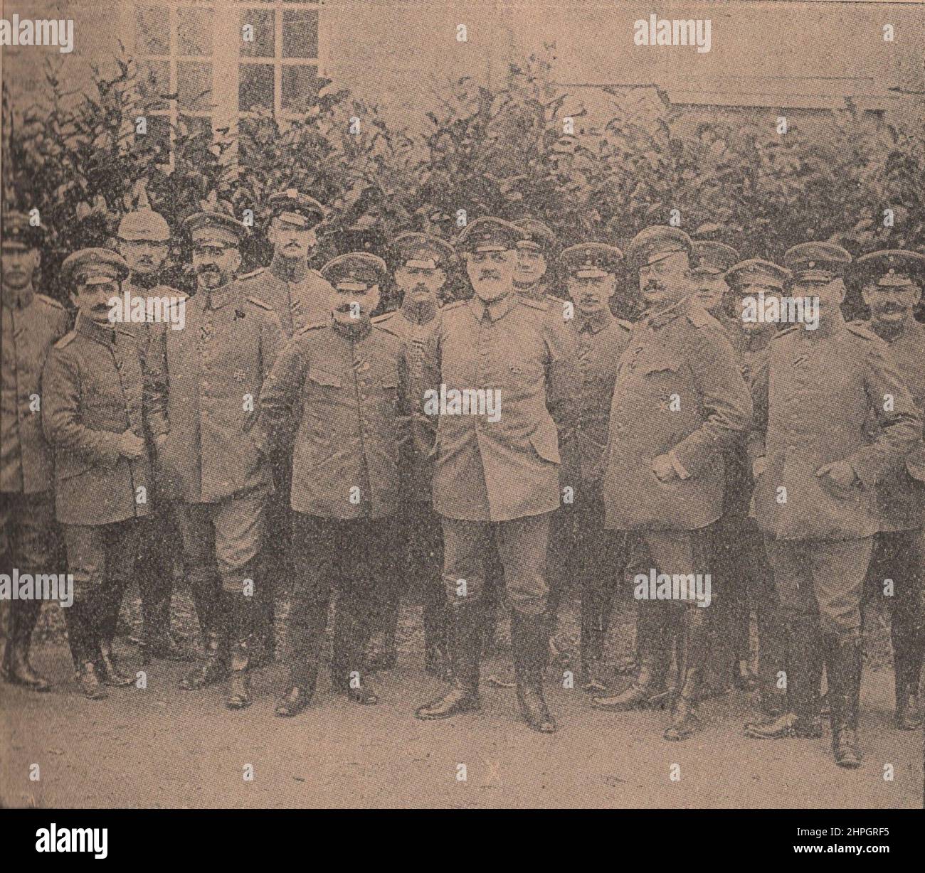 The victorious General Heeringen (X) ( in the middle of the picture ...