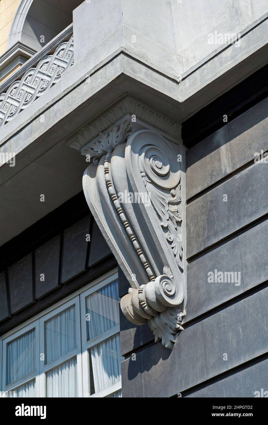 Decorative detail on facade, downtown Rio Stock Photo - Alamy