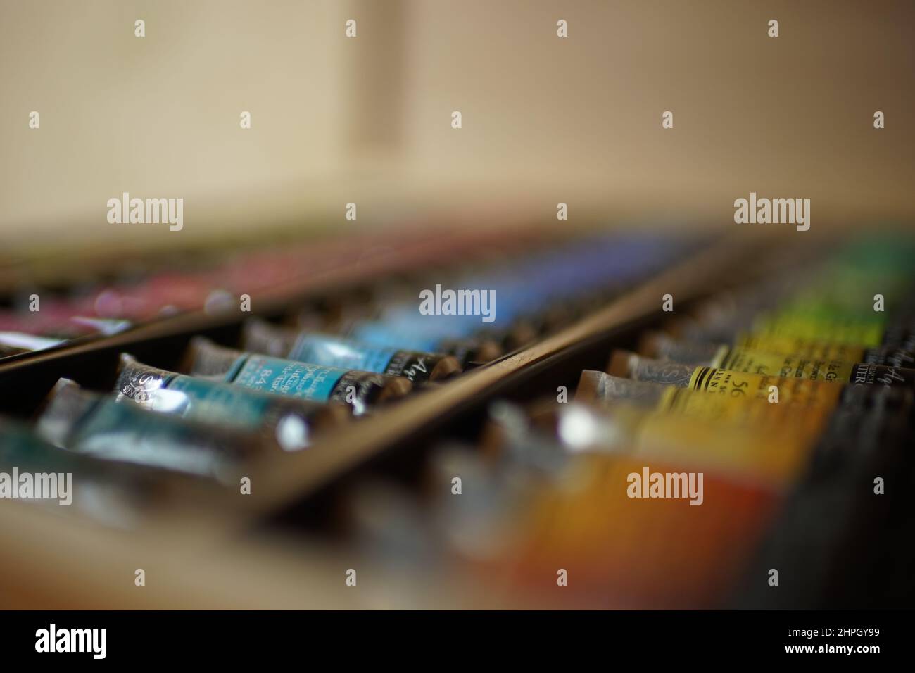 Watercolour paints tube box hi-res stock photography and images - Alamy