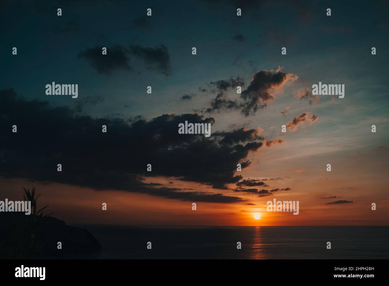 sunset of zambales philippines Stock Photo - Alamy