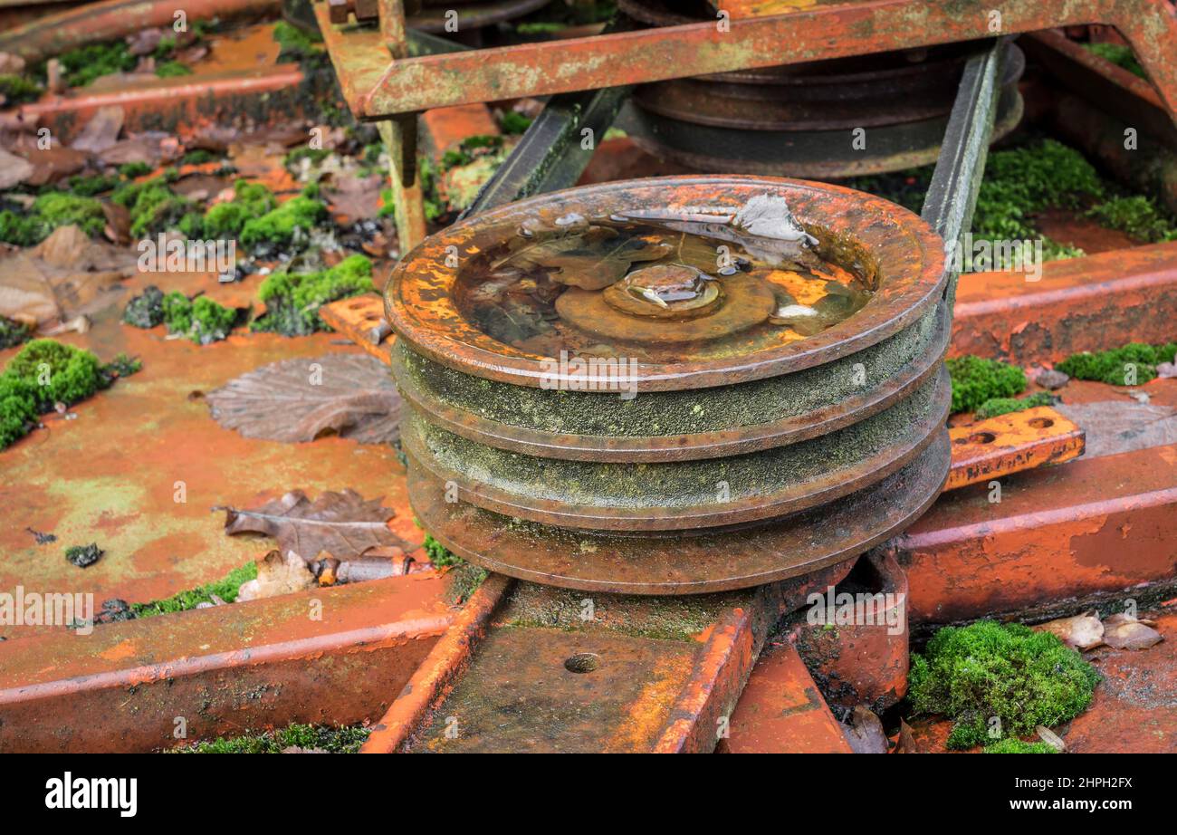 belt drive unit of a rotten machine Stock Photo - Alamy