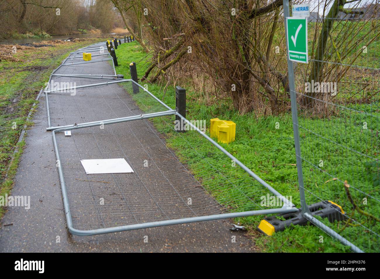 Heras fencing, mobile fencing, security, enclosures, building sites ...