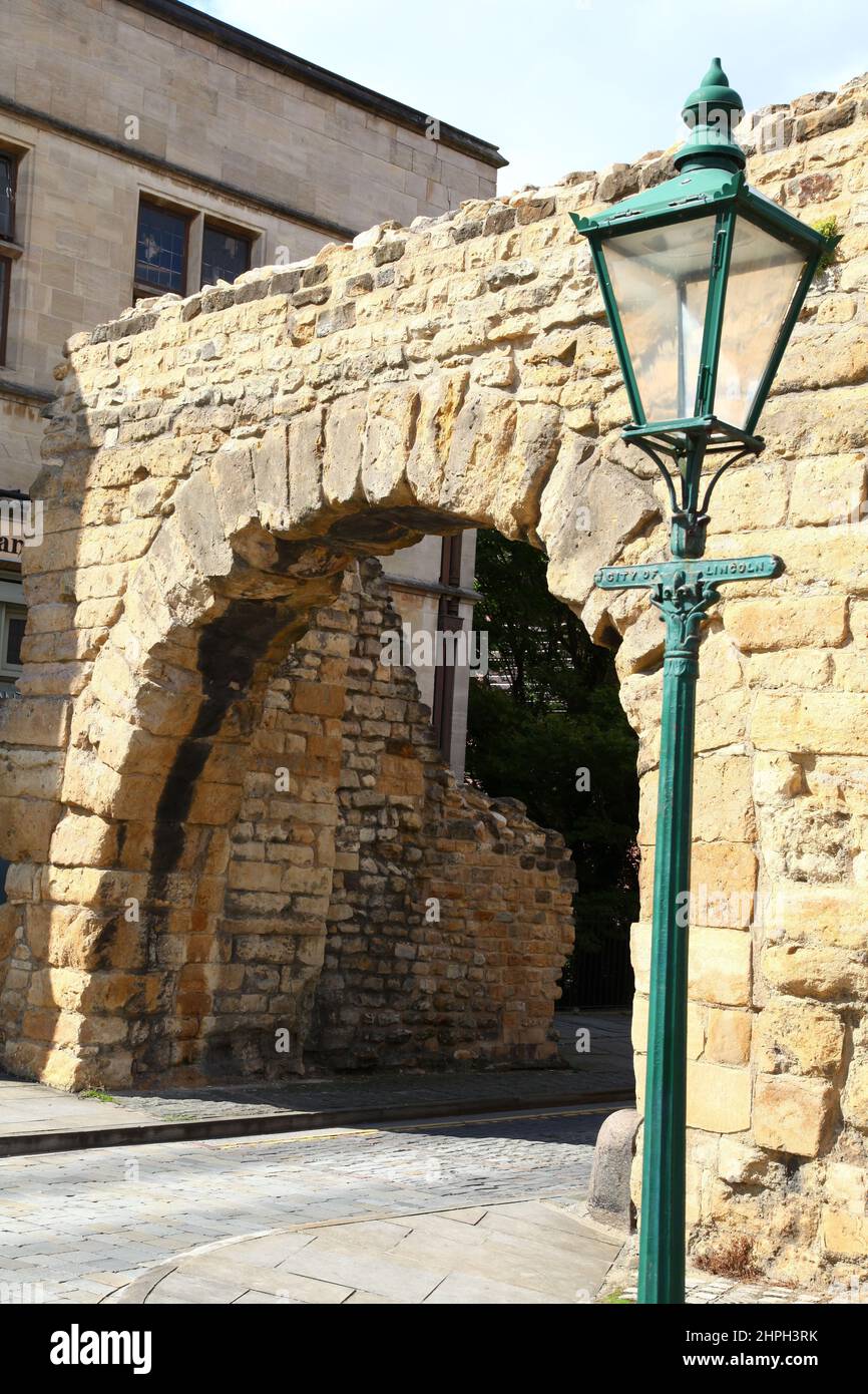 Newport Arch, Lincoln, Roman Sites, most famous, Roman remain Lincoln ...