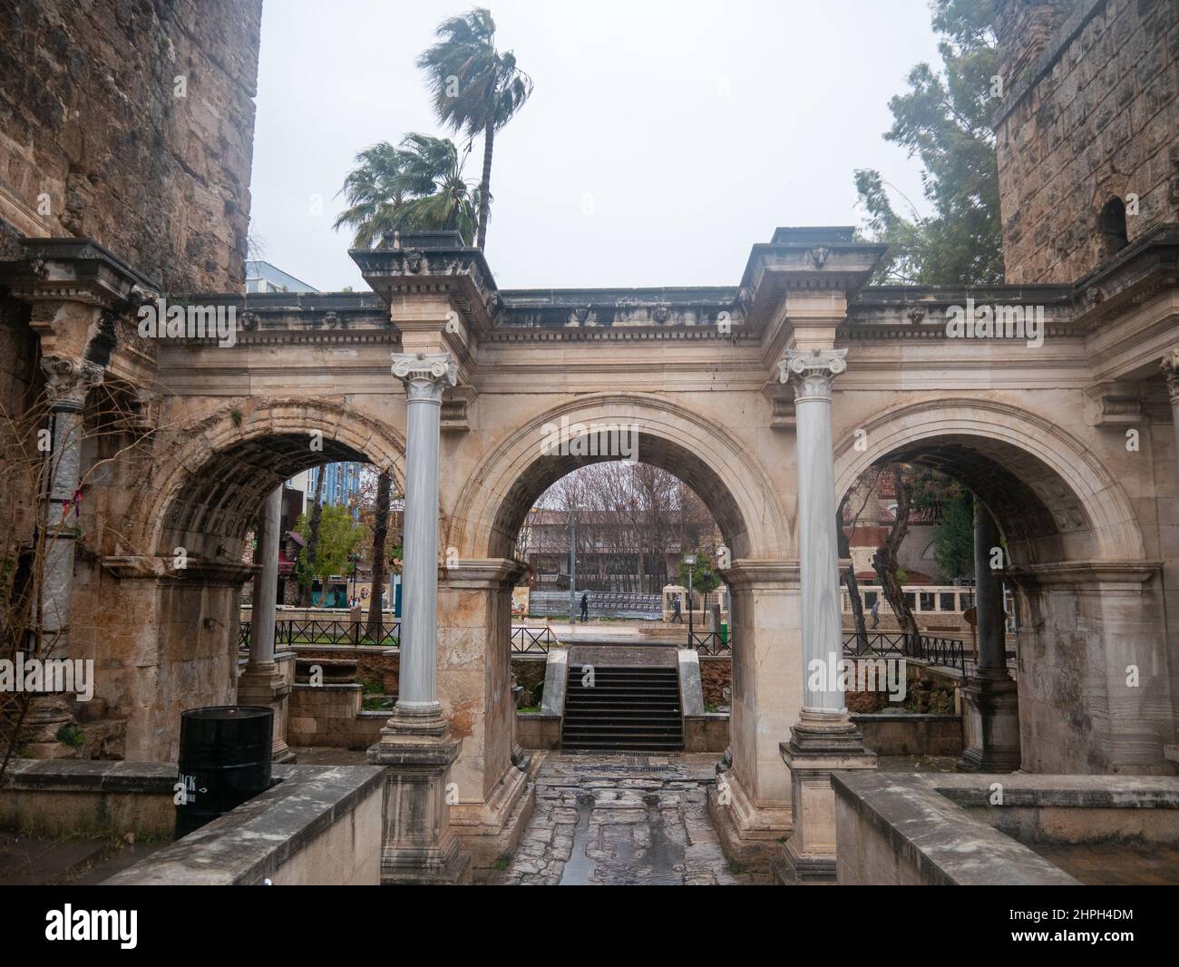 Hadrians gate hi-res stock photography and images - Alamy