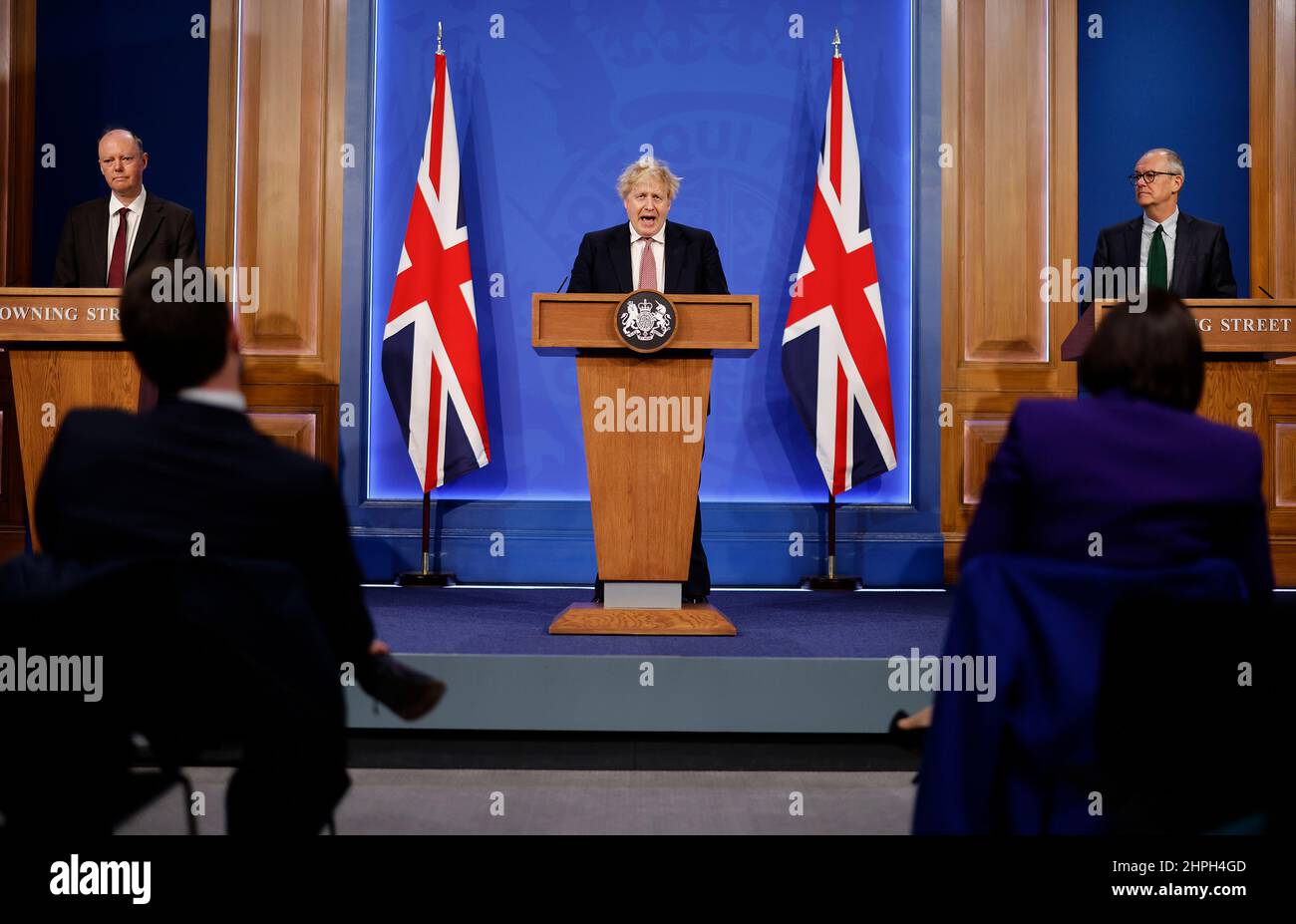 (left to right) Chief medical officer Sir Chris Whitty, Prime Minister ...