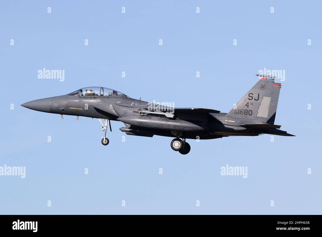 F-15E Strike Eagle from the 4th Fighter Wing, Seymour-Johnson AFB ...
