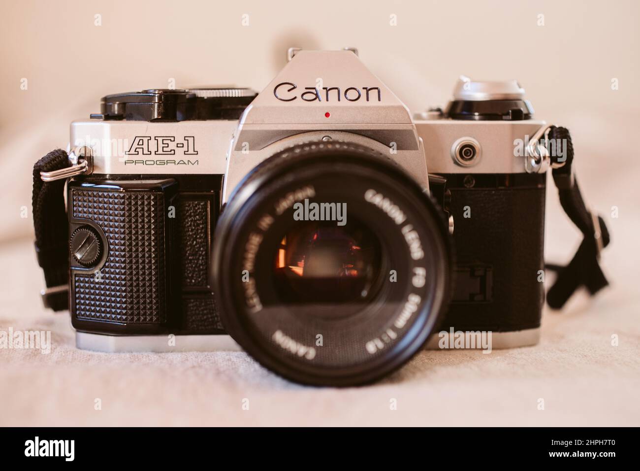 Canon AE 1 film camera 35mm Stock Photo - Alamy