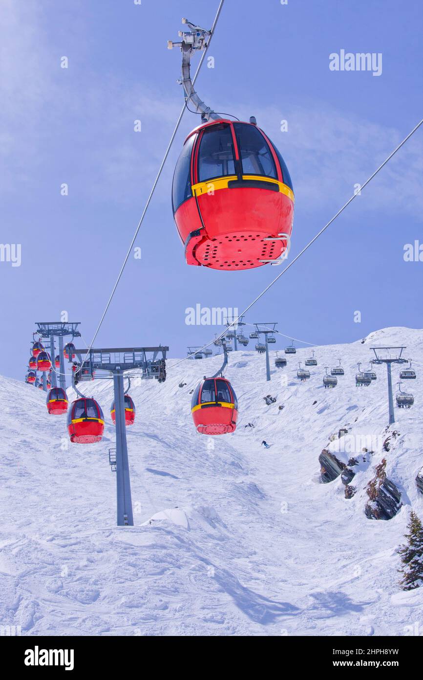 Kaprun ski resort hi-res stock photography and images - Alamy