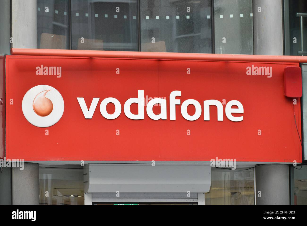Vodafone ireland hi-res stock photography and images - Alamy