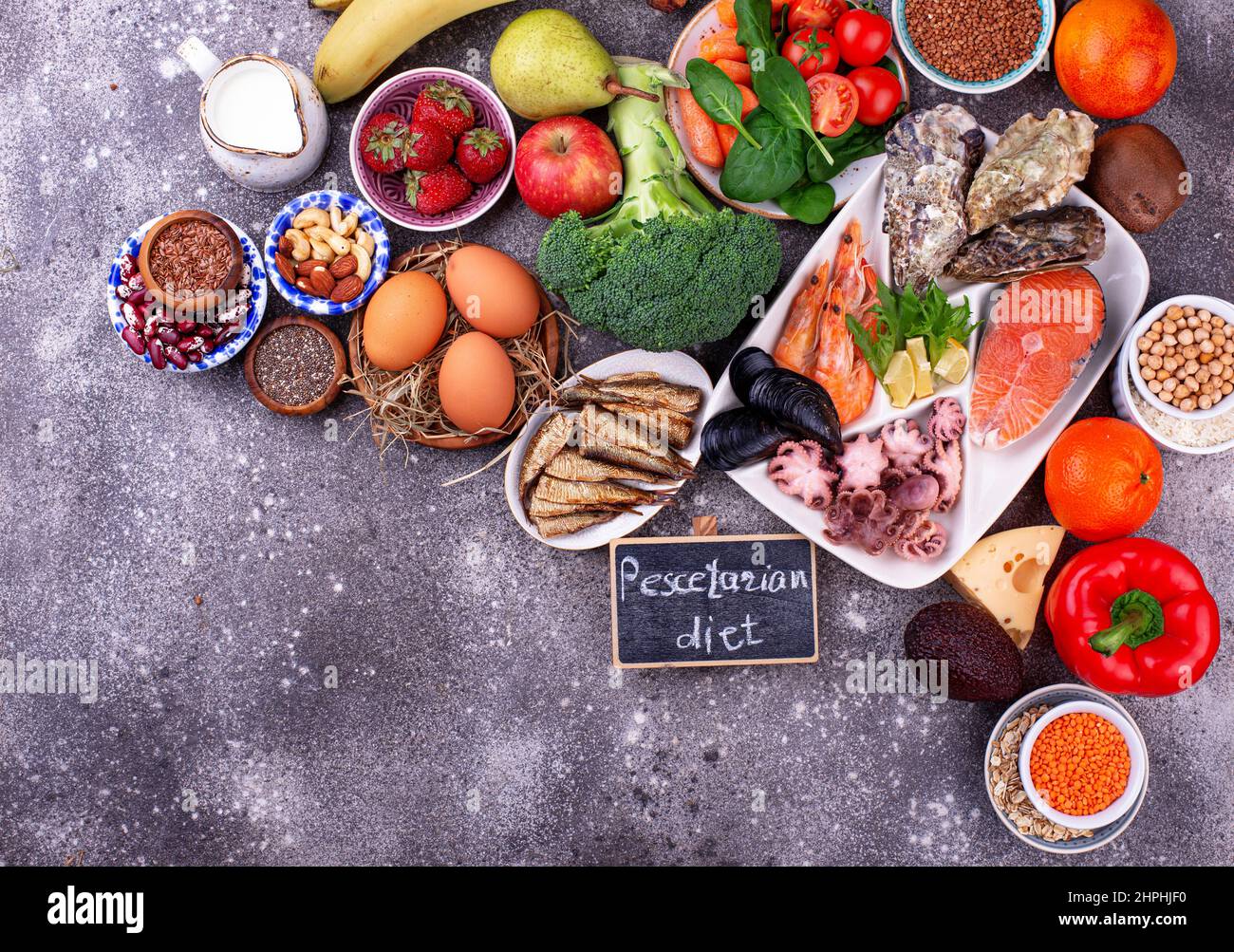 Pescetarian diet with seafood, fruit and vegetables Stock Photo - Alamy