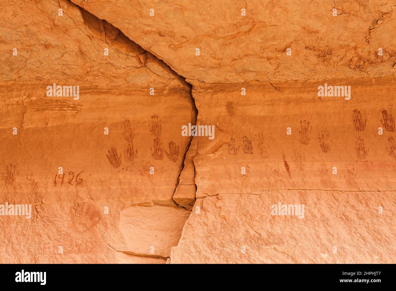 Ancient Native American pictographs of stylized hand prints in the ...