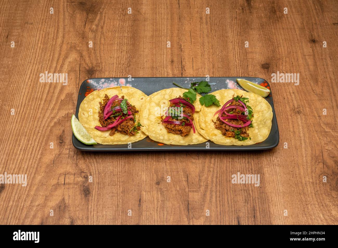 The tacos de pastor, steak, roast beef, suadero and carnitas are the ...