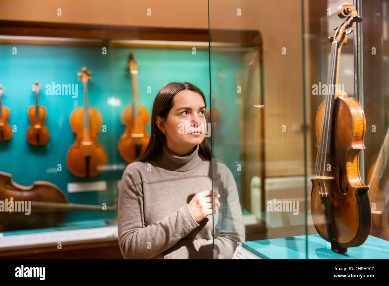 Instruments string violin german violin hi-res stock photography and ...