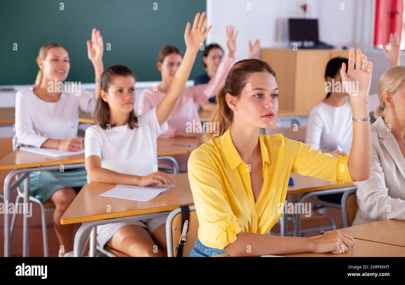 Students audience raising hands hi-res stock photography and images - Alamy
