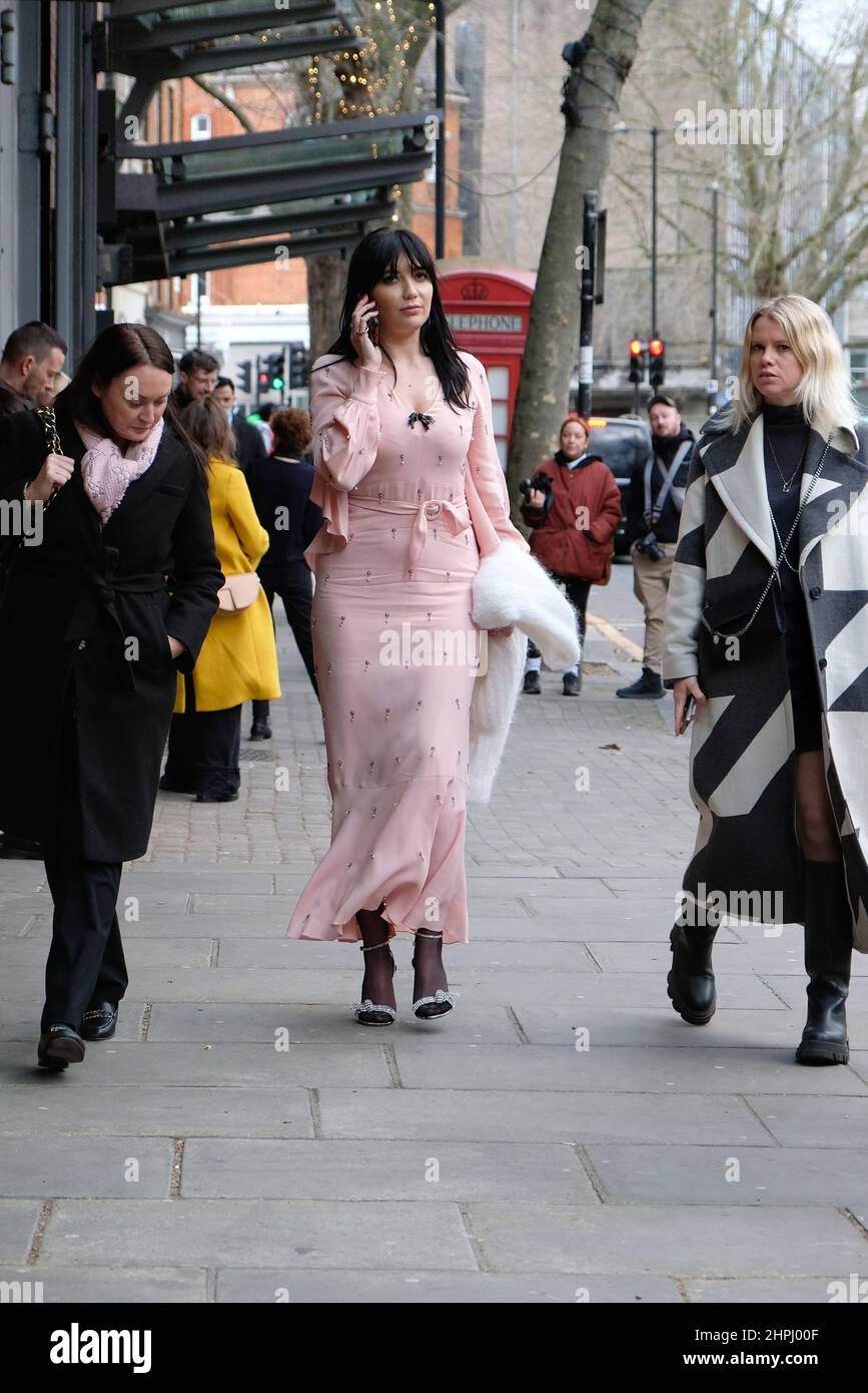 Daisy lowe hi-res stock photography and images - Alamy