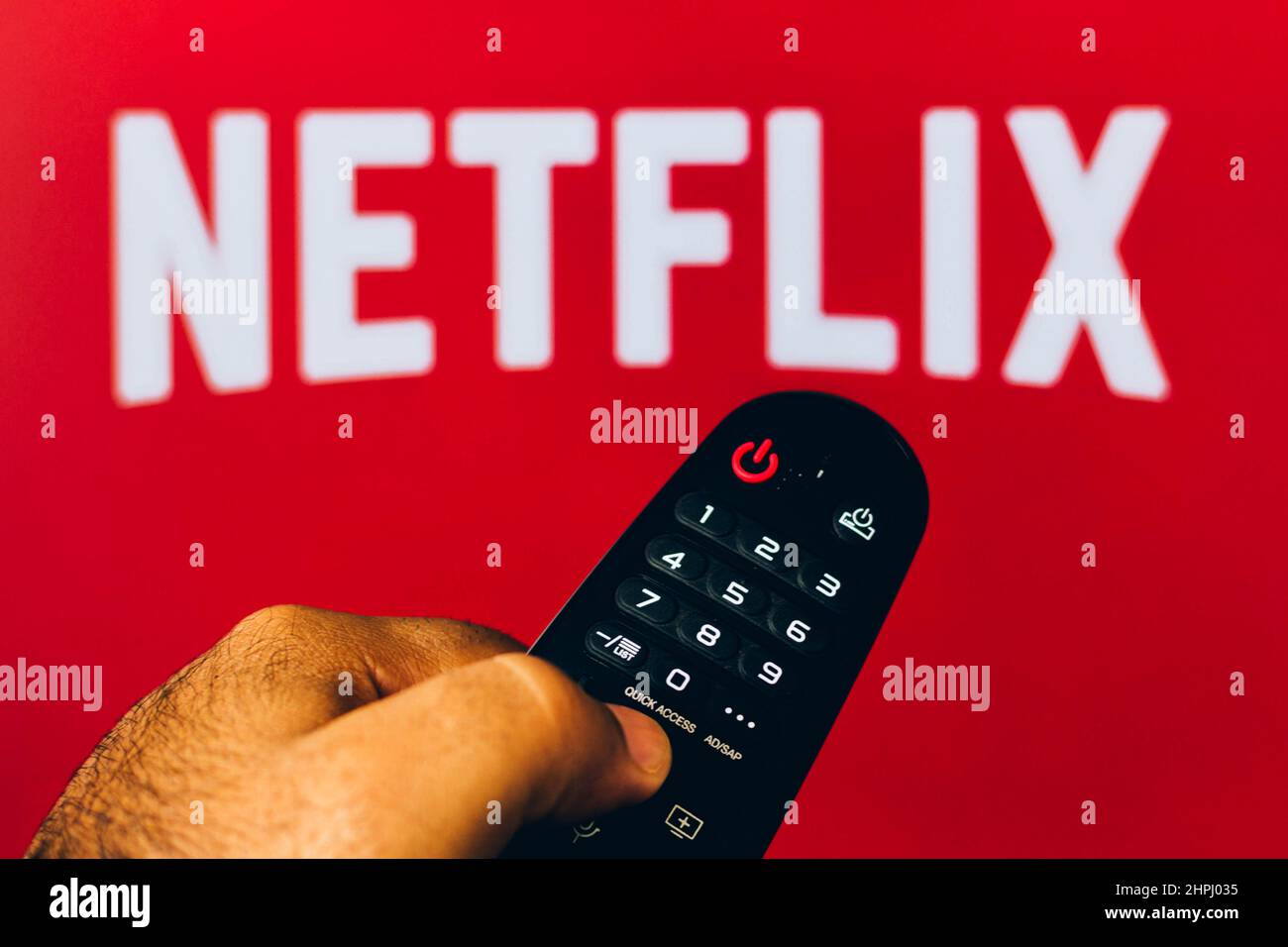 Netflix logo remote hi-res stock photography and images - Alamy