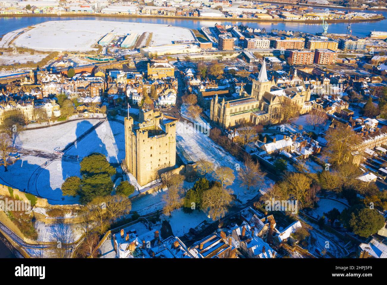 Rochester kent in snow hi-res stock photography and images - Alamy