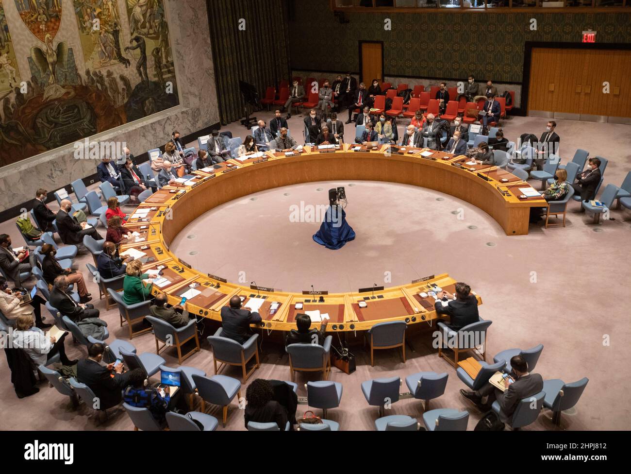 Reasonable solutions hi-res stock photography and images - Alamy