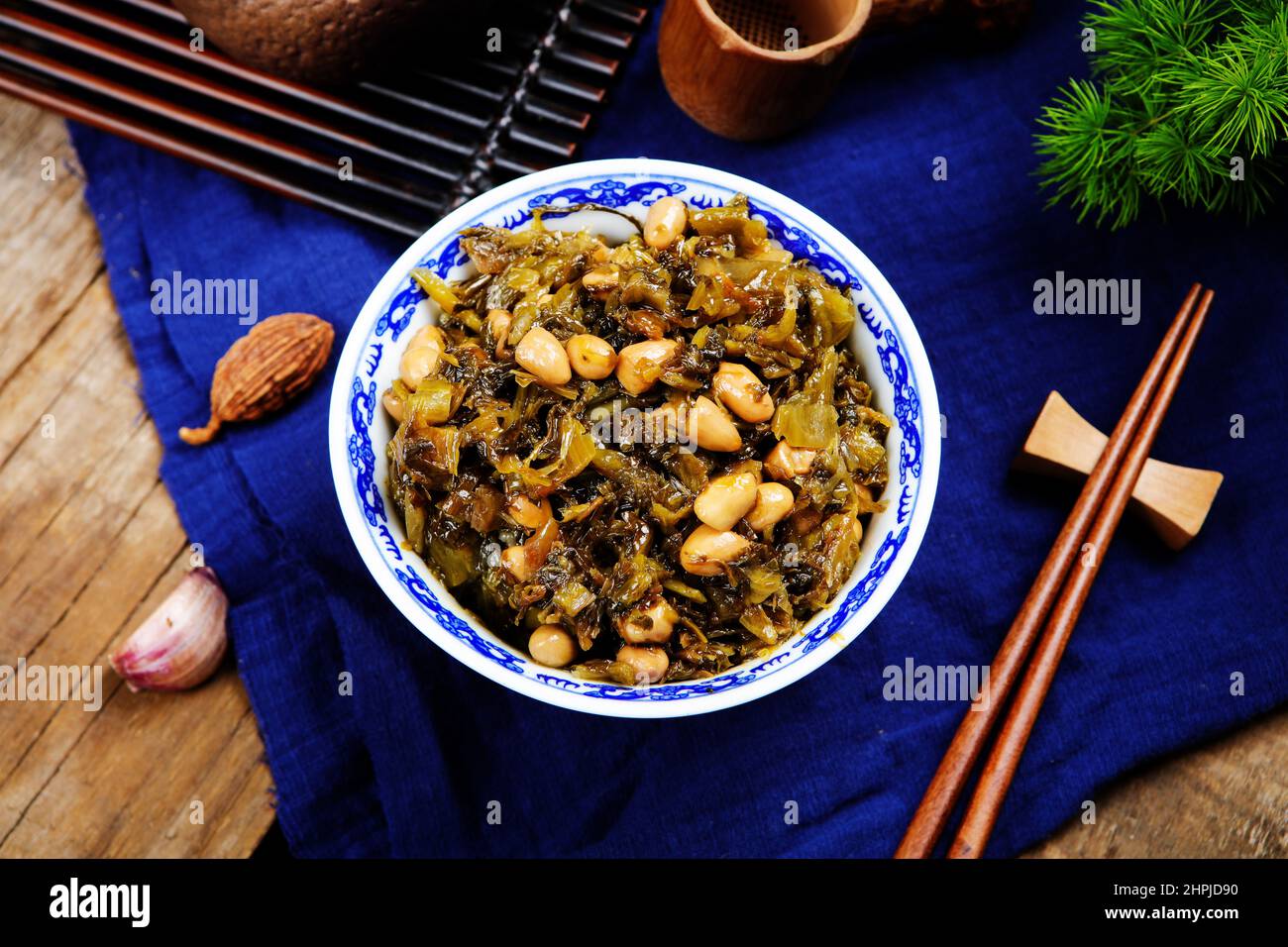 Meigan cai peanuts hi-res stock photography and images - Alamy