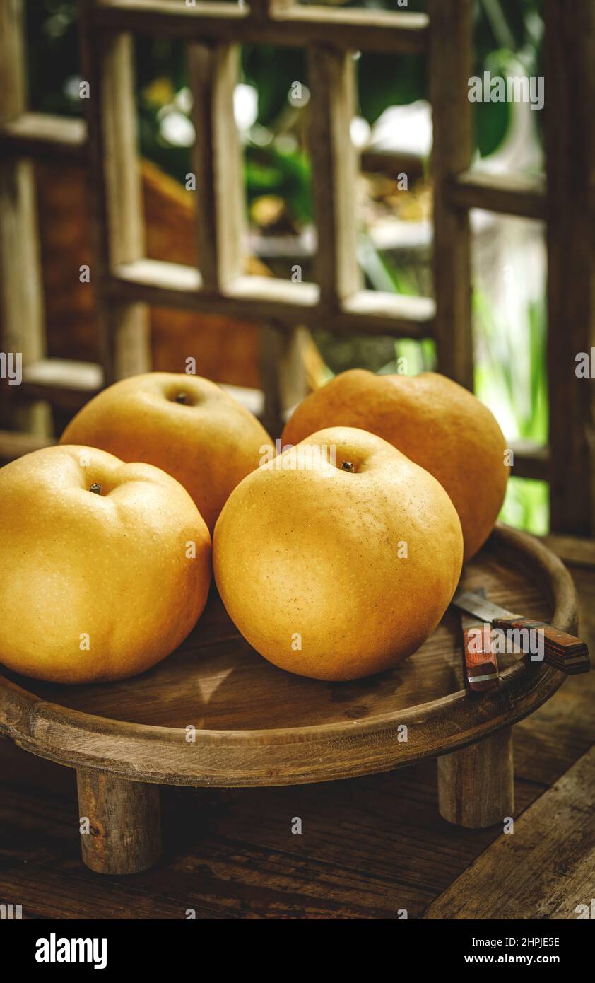 Ample flow pear hi-res stock photography and images - Alamy