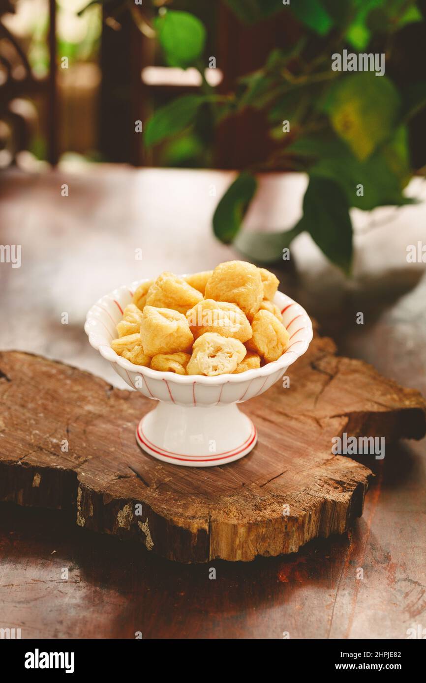 Doubloons hi-res stock photography and images - Alamy