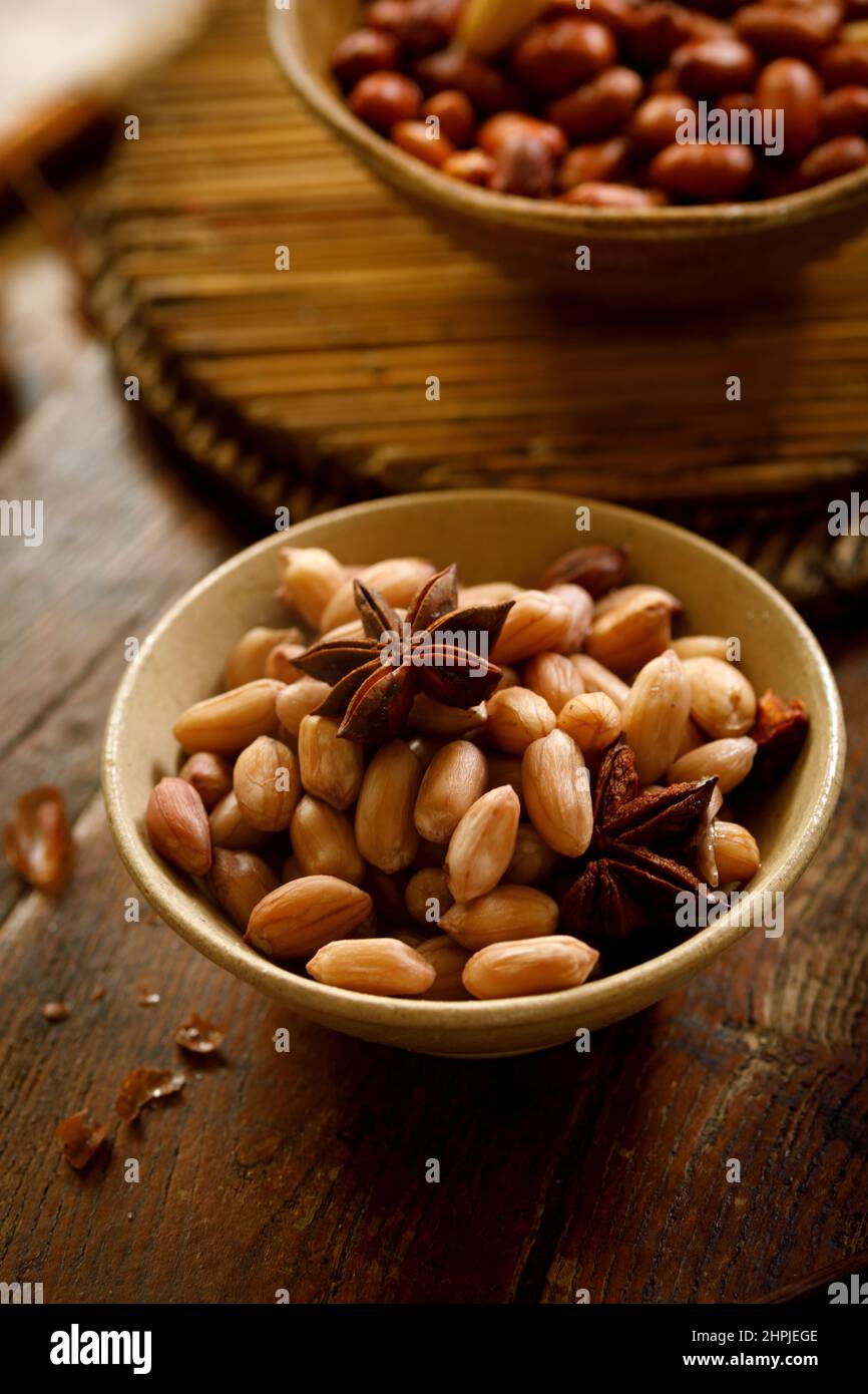 Halogen group hi-res stock photography and images - Alamy