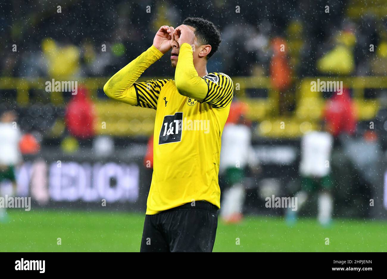 Bundesliga, Signal Iduna Park Dortmund: Bor. Dortmund vs Bor ...