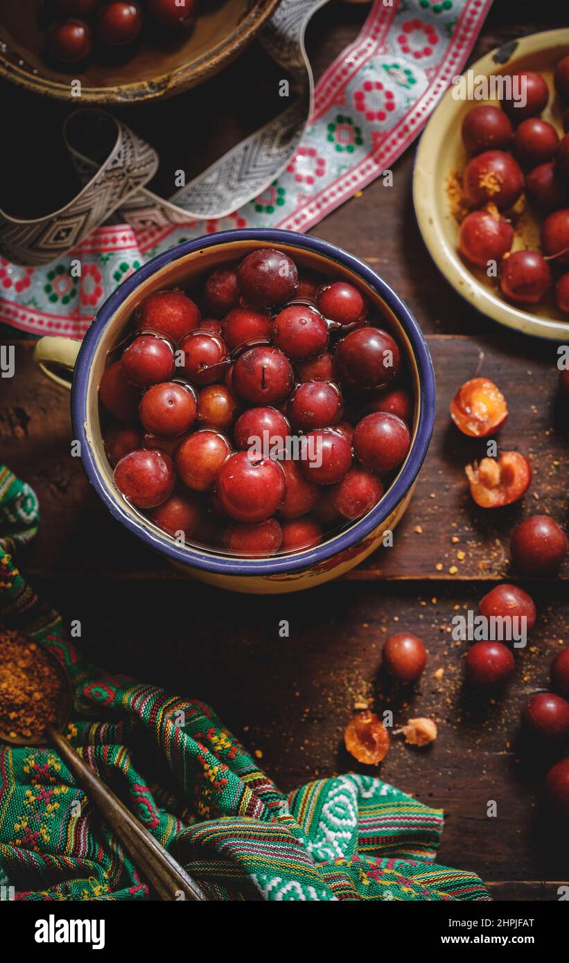 Red flesh plum hi-res stock photography and images - Alamy