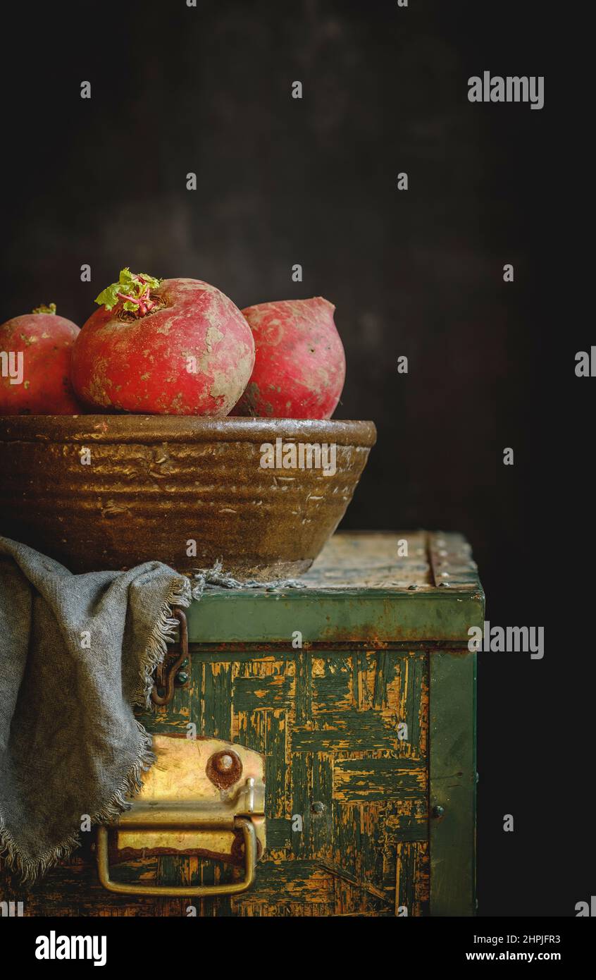 Washing radish hi-res stock photography and images - Alamy
