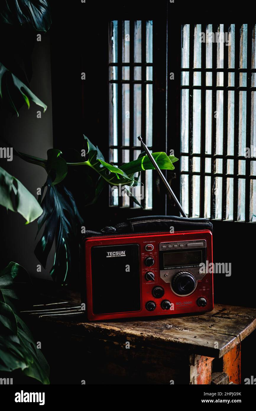 Radio technique hi-res stock photography and images - Alamy