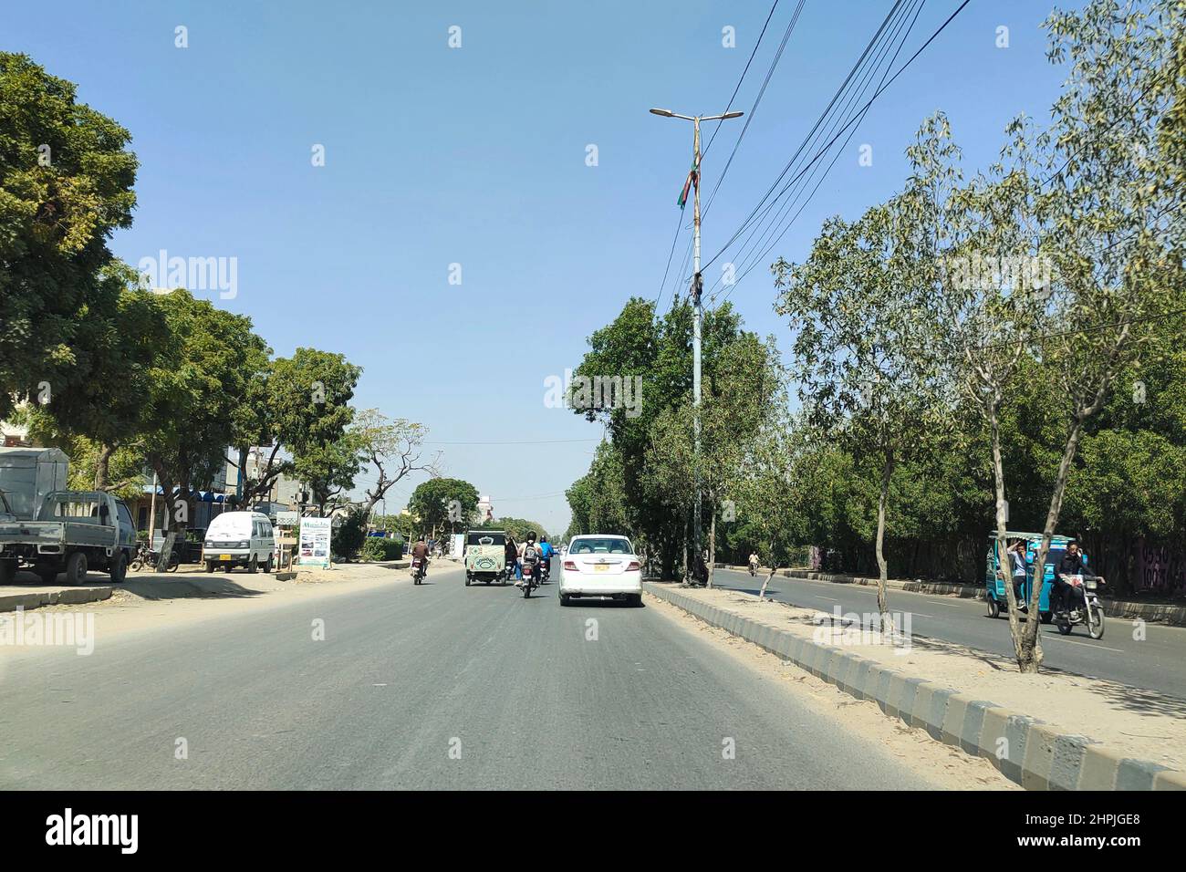 Karachi city Roads and Traffic Stock Photo - Alamy