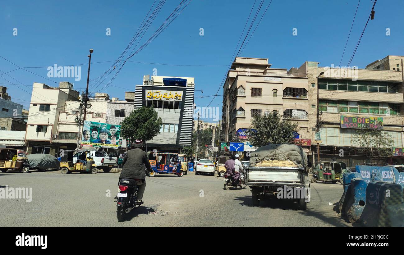 Karachi city Roads and Traffic Stock Photo - Alamy