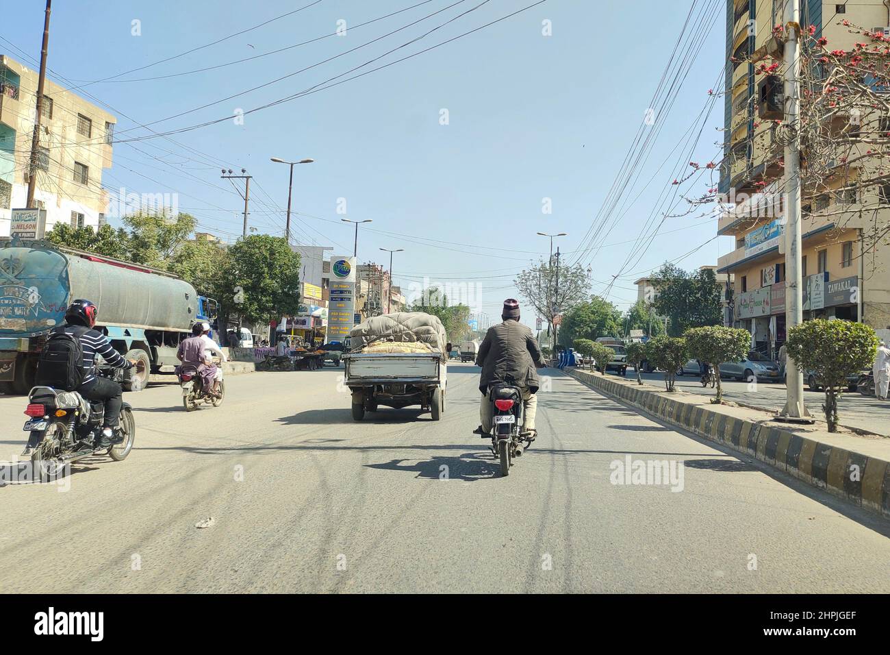 Karachi city Roads and Traffic Stock Photo - Alamy