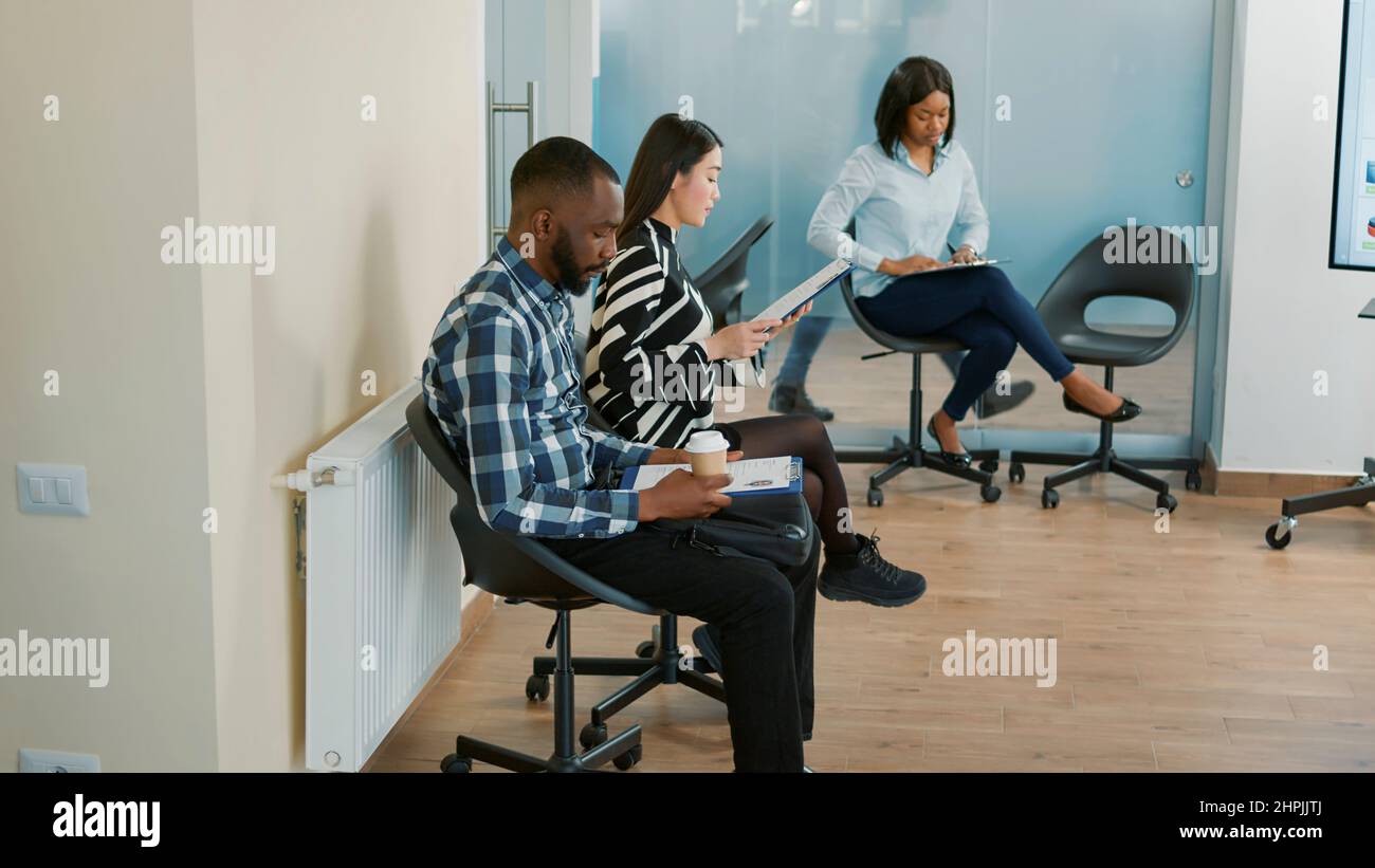 Employment job appointment calling hi-res stock photography and images ...