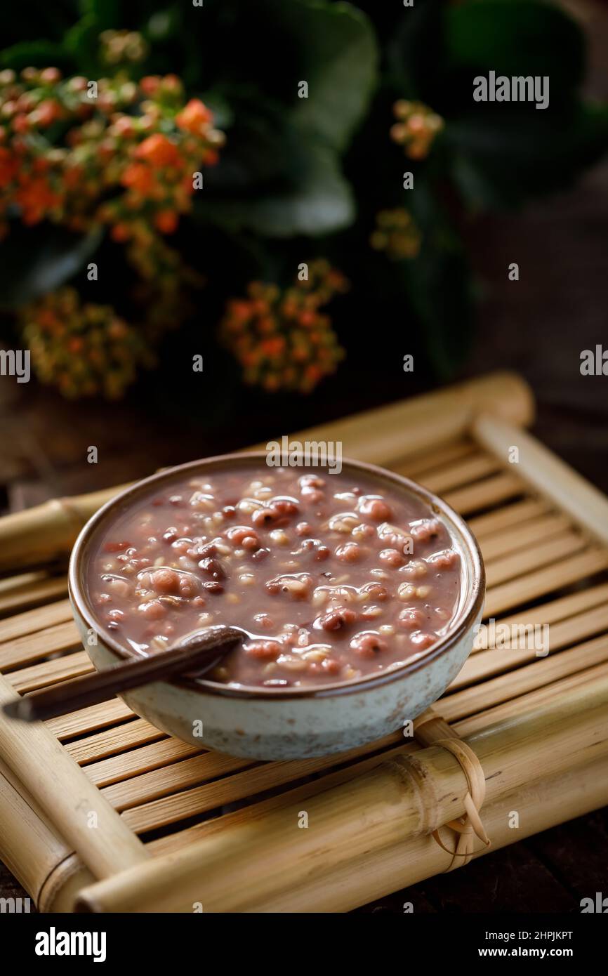 Red bean porridge Stock Photo - Alamy